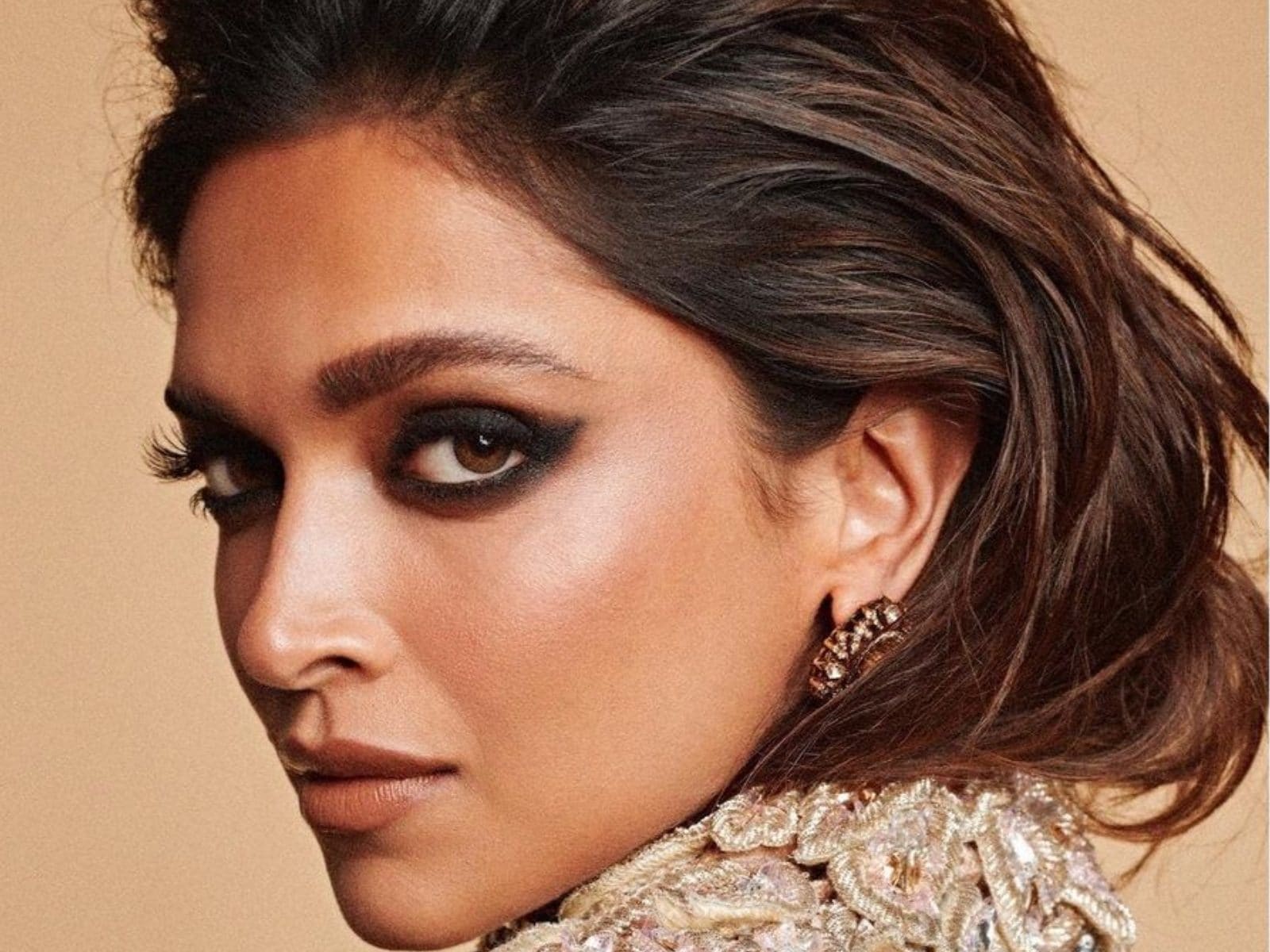 Deepika’s look in 'Pathaan' teaser breaks the internet - The Legitimate
