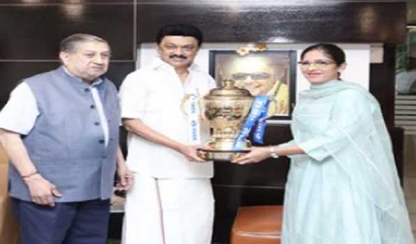 India Cements Chief shows IPL Trophy won by CSK to Stalin - The Legitimate